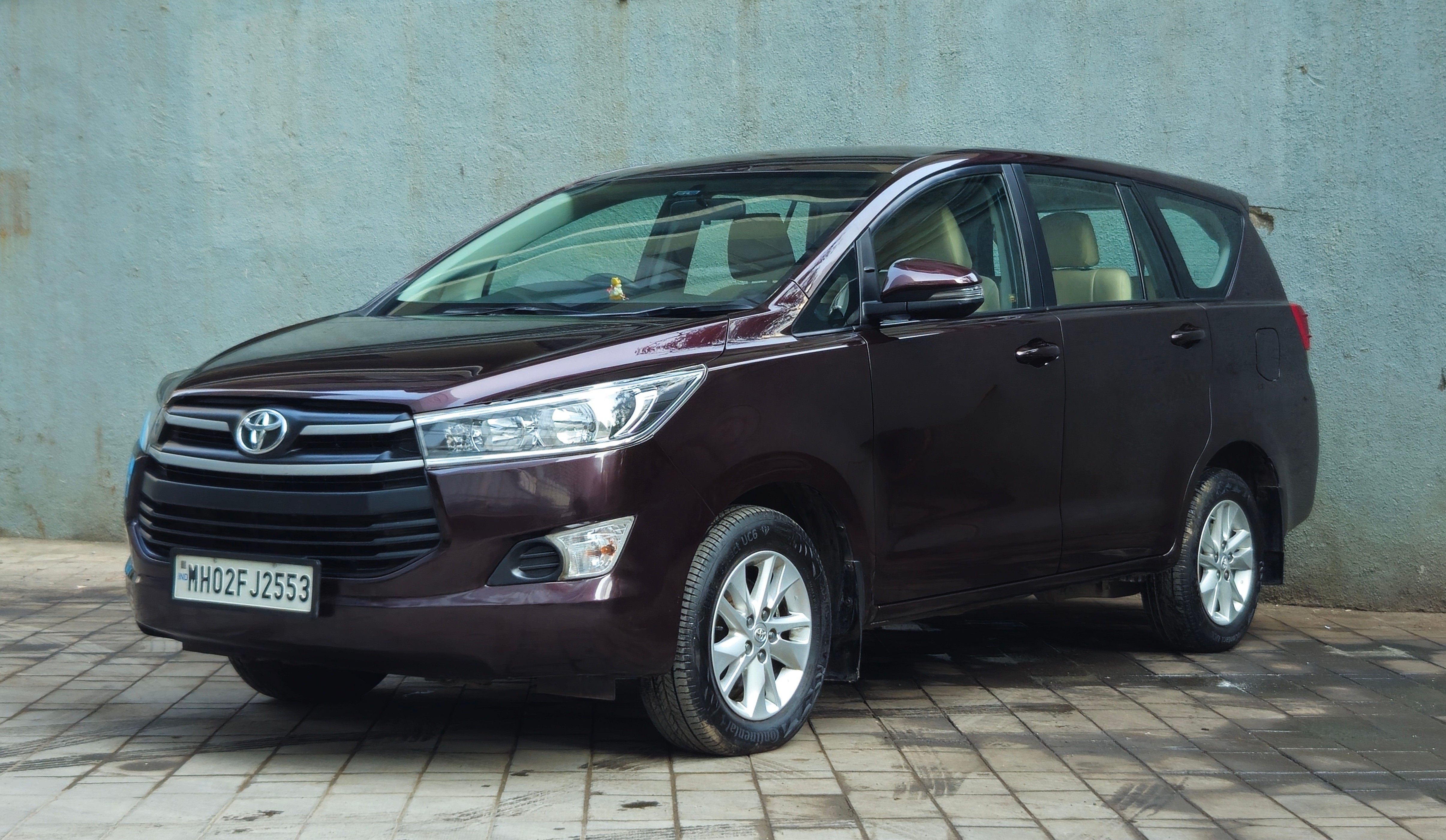 Buy Used Toyota Innova Crysta 2.4 GX 7 STR AT of 2020 model @ 18,25,000 ...