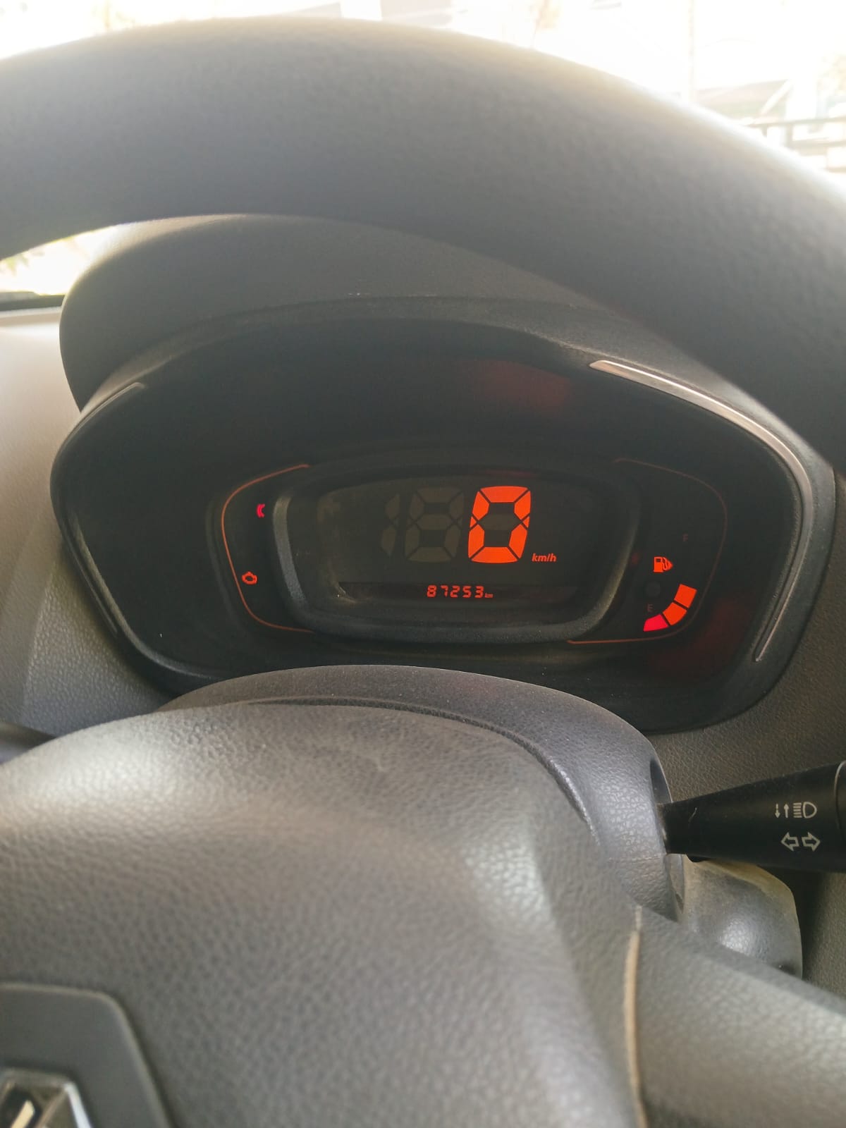 Buy Used Renault KWID 1.0 RXT of 2016 model @ 2,50,000 INR in ...