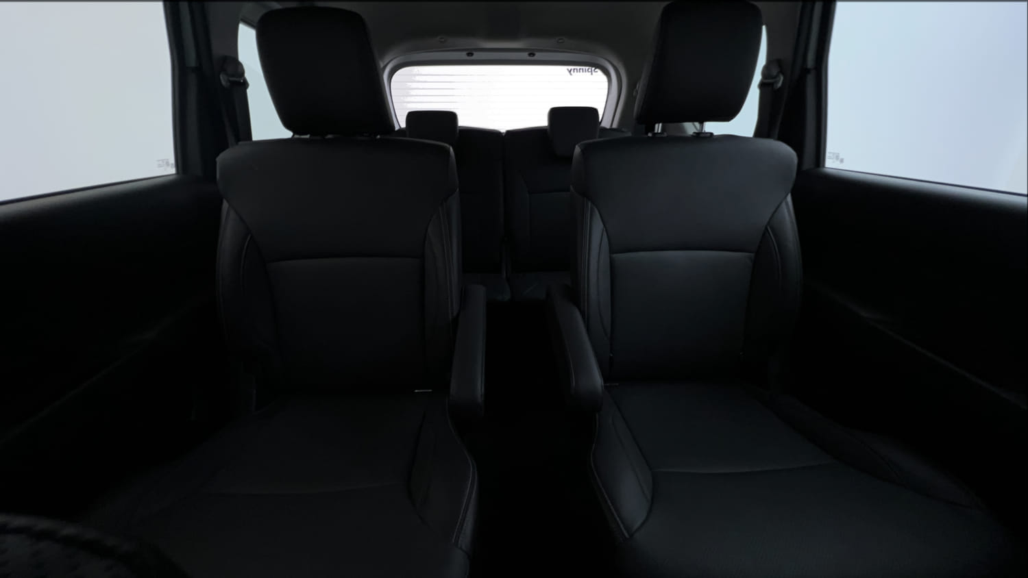 Buy Used Maruti XL6 Alpha Plus AT of 2022 model @ 13,75,000 INR in ...