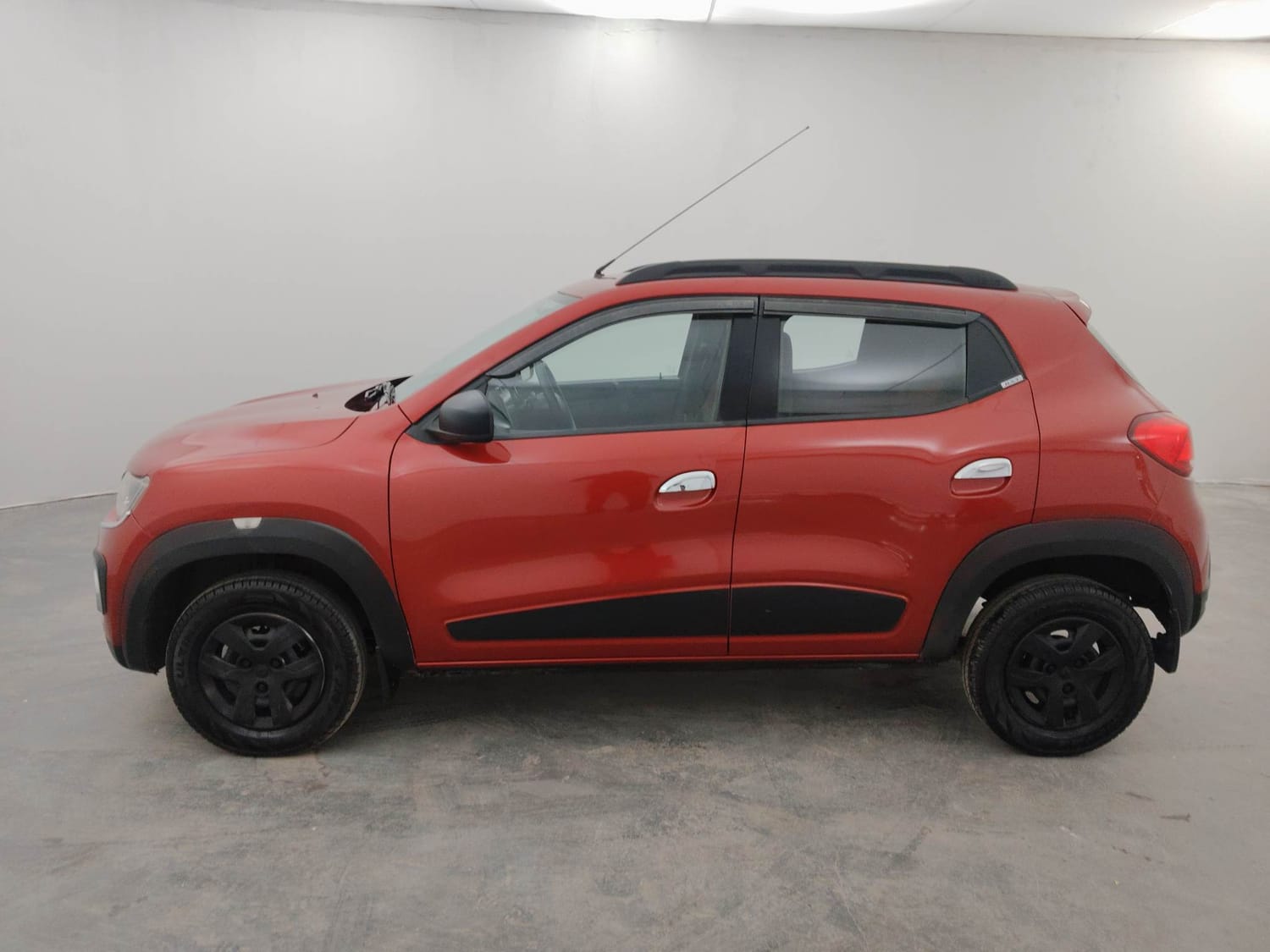 Buy Used Renault KWID RXT of 2016 model @ 2,29,000 INR in Kochi ...