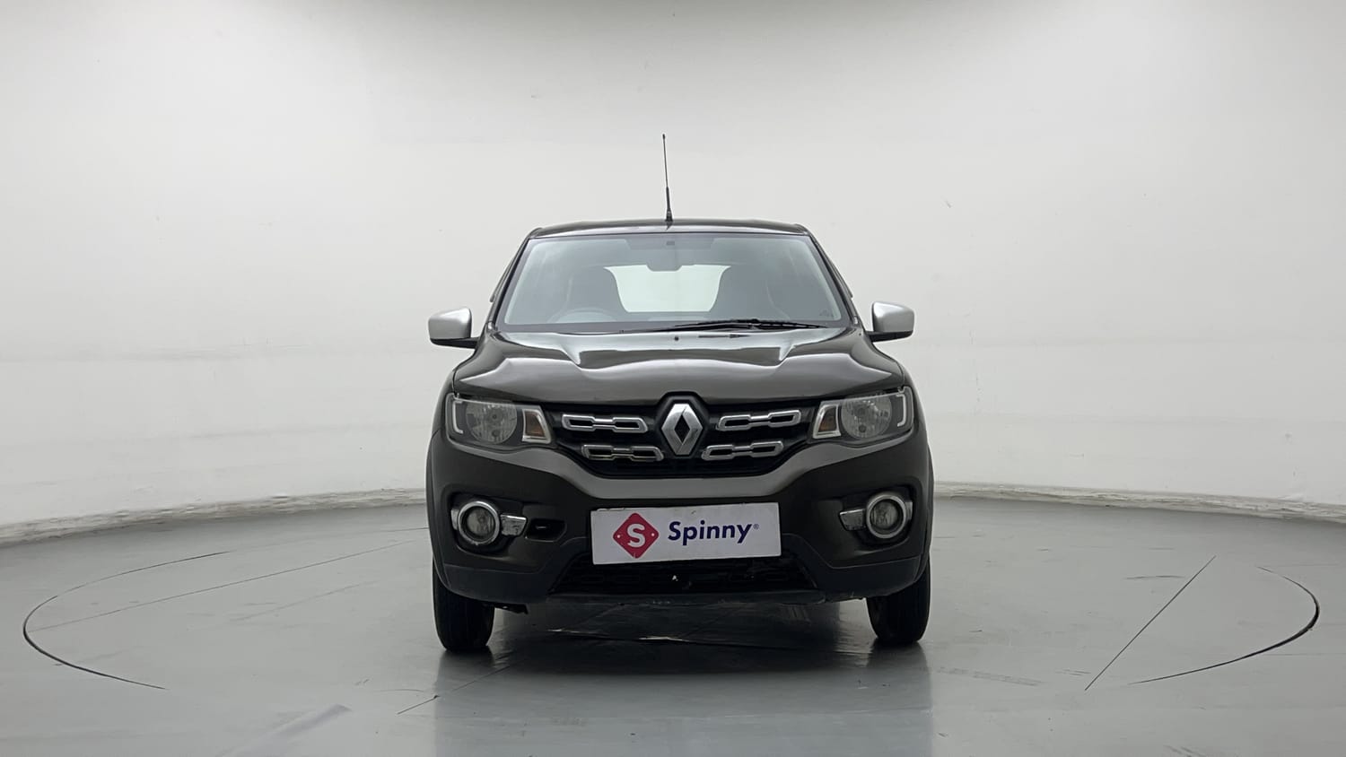 Buy Used Renault KWID 1.0 AMT RXT of 2016 model @ 2,15,000 INR in Noida ...