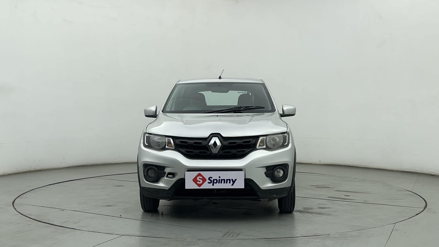 Buy Used Renault KWID 1.0 RXT AMT of 2016 model @ 2,59,000 INR in ...