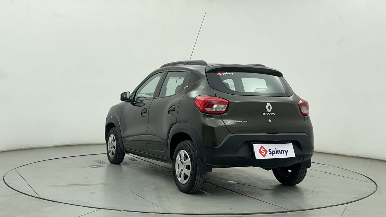 Buy Used Renault KWID 1.0 AMT RXT of 2016 model @ 2,63,000 INR in ...