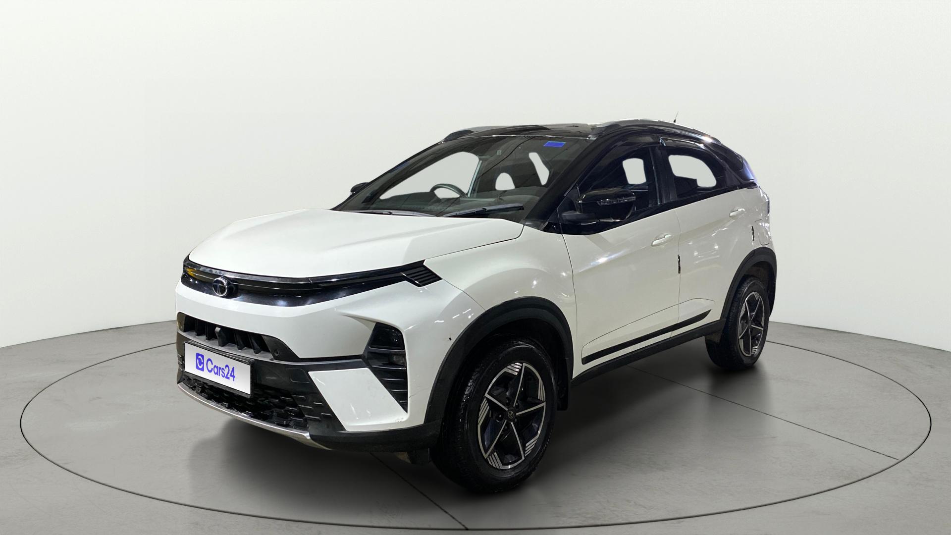 Buy Used Tata Nexon Fearless Plus S DT of 2024 model @ 10,56,774 INR in ...
