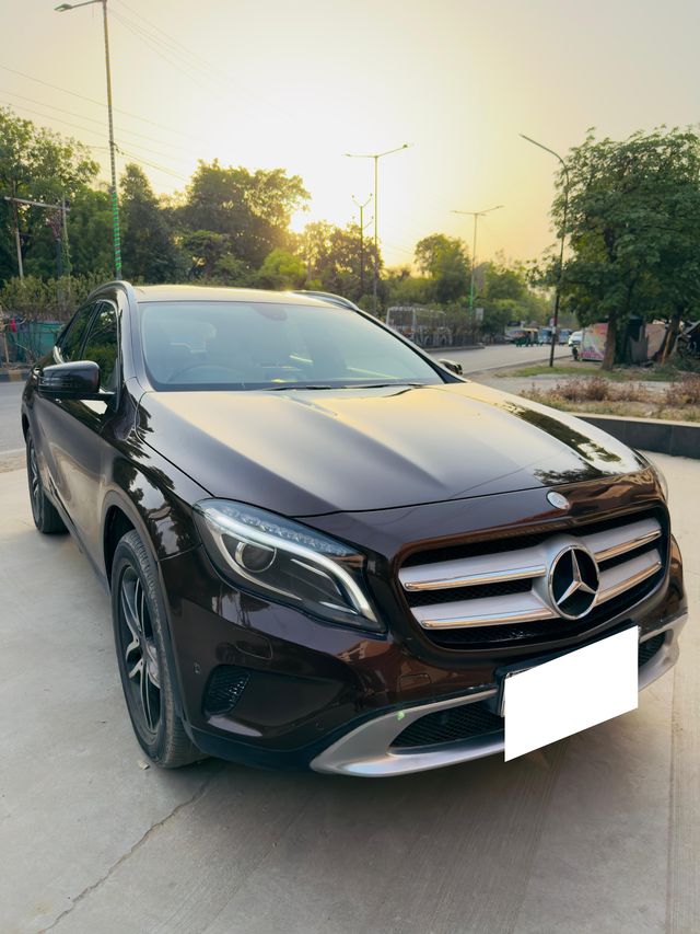 बैंड में ₹9.25 लाख से 1 पुरानी Mercedes-Benz GLA Class कारें - बेहतरीन ...