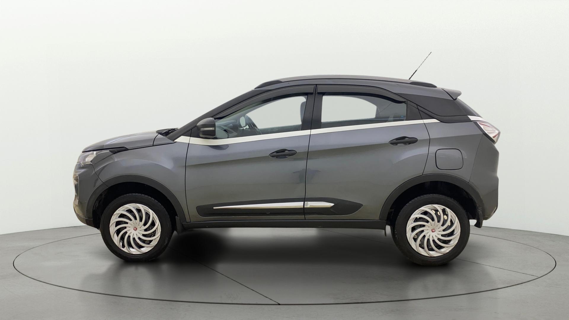 Buy Used Tata Nexon XM S BSVI of 2022 model @ 5,62,576 INR in Ahmedabad ...