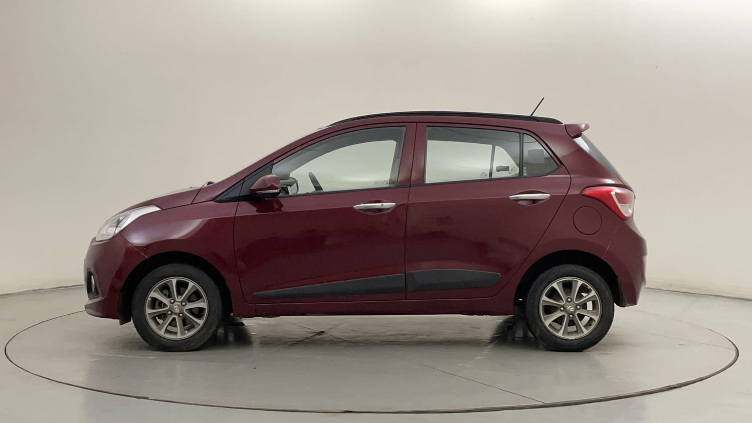 Buy Used Hyundai Grand i10 1.2 Kappa Asta of 2013 model @ 3,25,000 INR ...