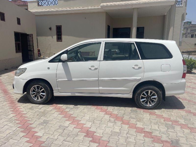 Buy Used Toyota Innova 2.5 GX Diesel 7 Seater BS IV of 2013 model @ 5 ...