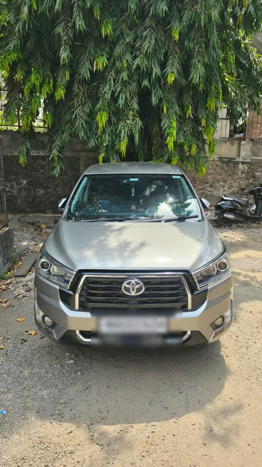 Buy Used Toyota Innova Crysta 2.4 GX MT 8S BSIV of 2016 model @ 13 ...