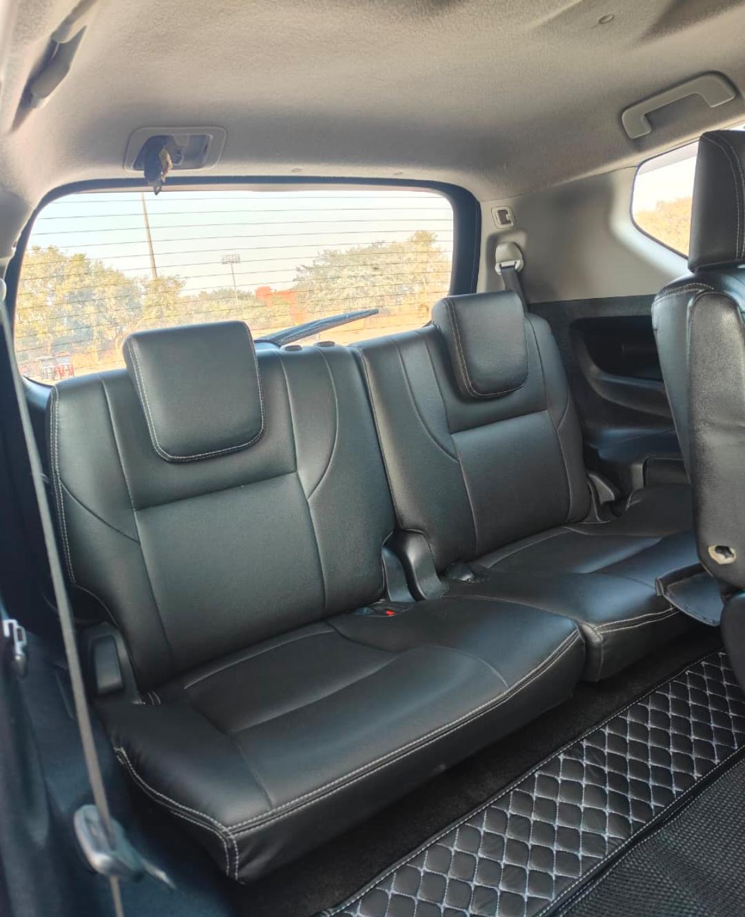 Buy Used Toyota Innova Crysta 2.4 G MT BSIV of 2017 model @ 9,95,000 ...