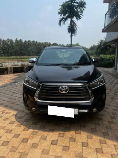 2016 Toyota Innova Crysta कार ठाणे में ₹13 Lakh में - CarDekho