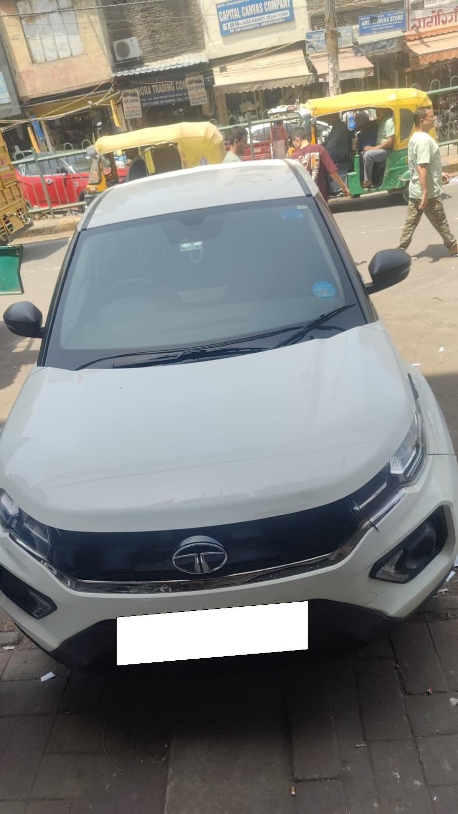 Buy Used Tata Nexon XE BSVI of 2022 model @ 5,50,000 INR in Delhi ...