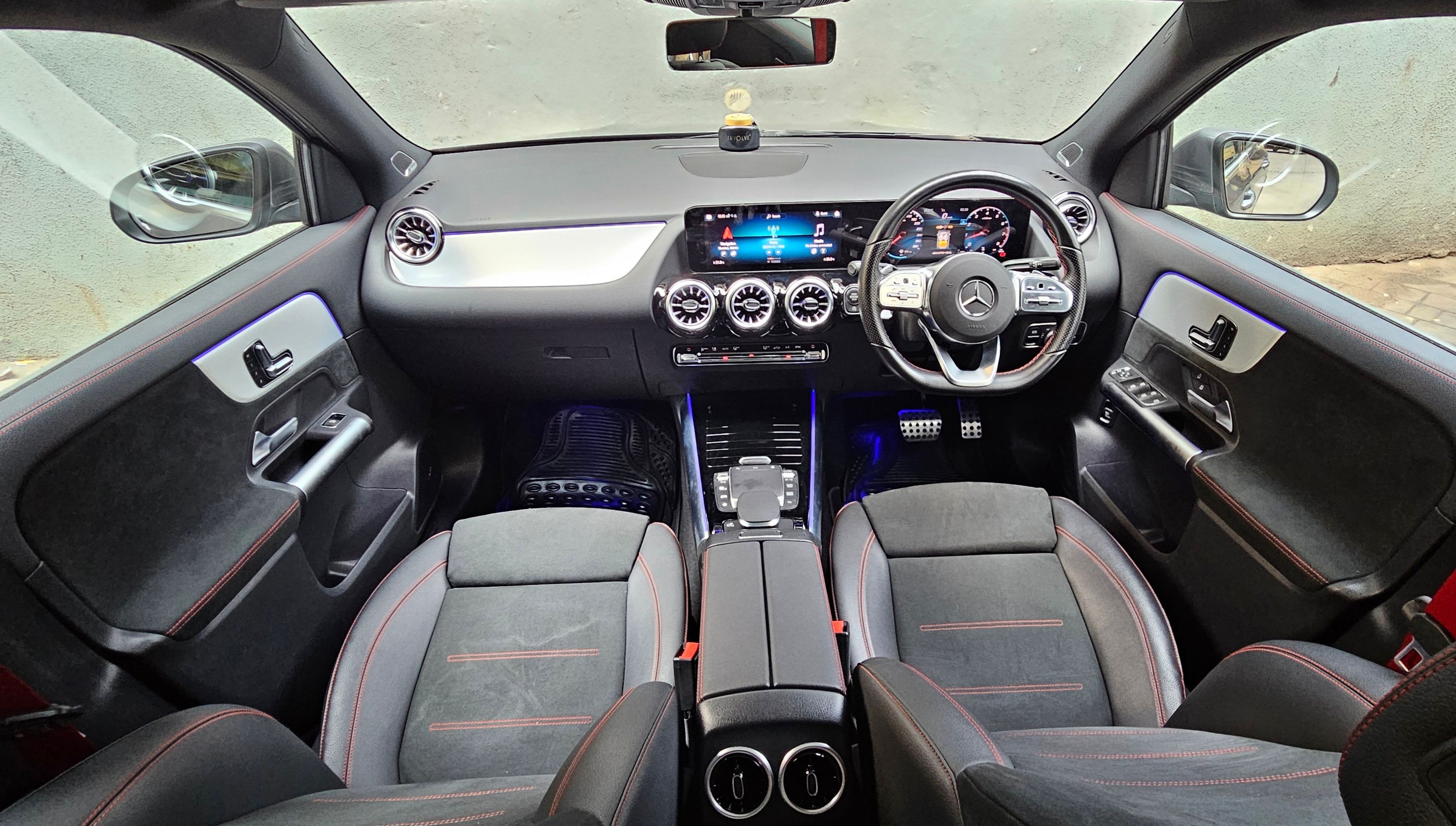Buy Used Mercedes-Benz AMG GLA 35 4MATIC of 2024 model @ 51,00,000 INR ...