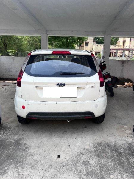 Buy Used Ford Figo Petrol ZXI of 2010 model @ 75,000 INR in Bareilly ...