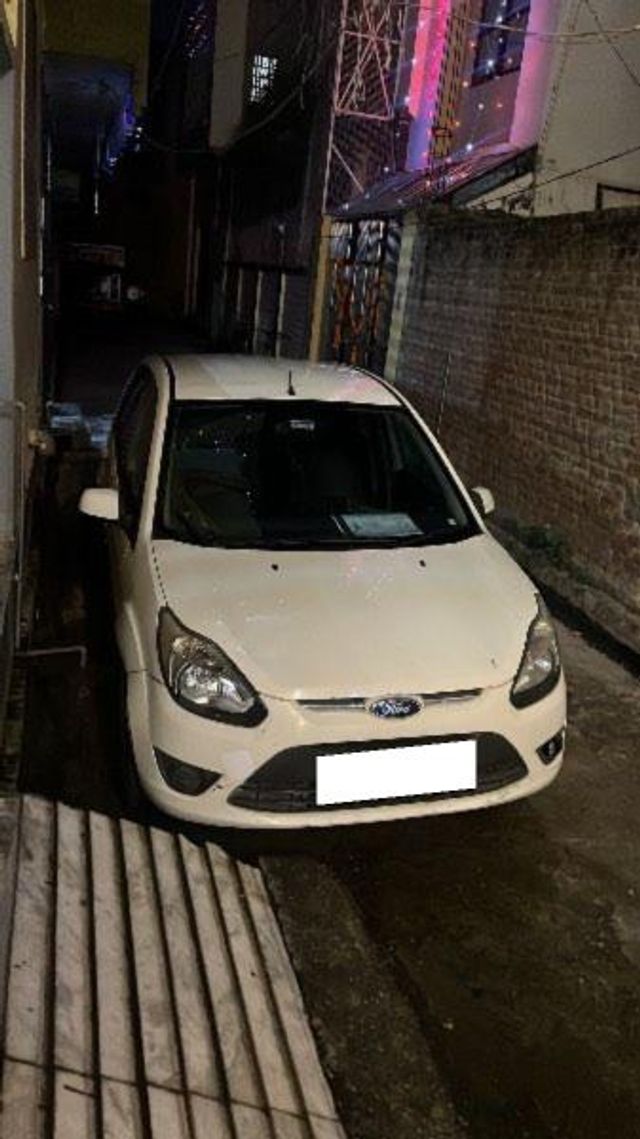 हल्दवानी में ₹75,000 से 2 पुरानी Ford Figo कारें - बेहतरीन कीमतों पर ...