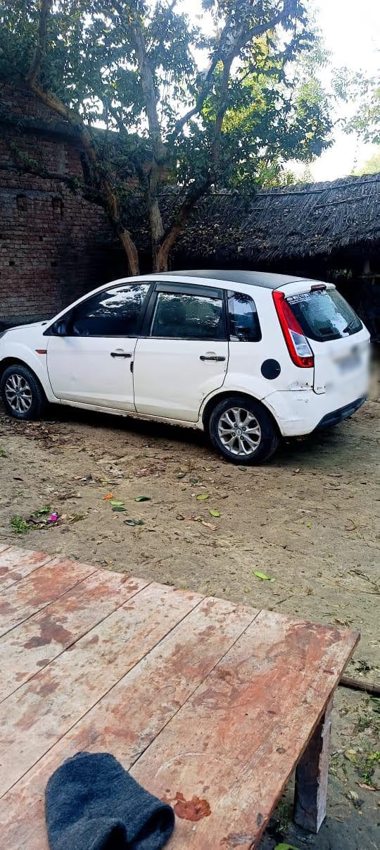 Buy Used Ford Figo Diesel Titanium of 2013 model @ 1,40,000 INR in ...