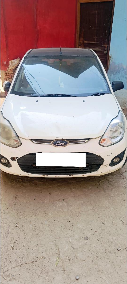 Buy Used Ford Figo Diesel Titanium of 2013 model @ 1,40,000 INR in ...