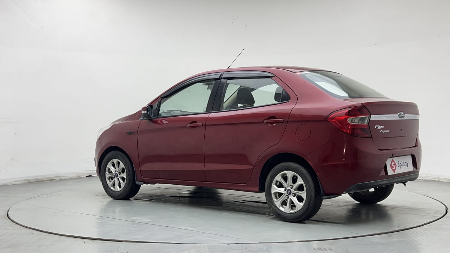 Buy Used Ford Aspire 1.2 Ti-VCT Titanium of 2017 model @ 3,37,000 INR ...