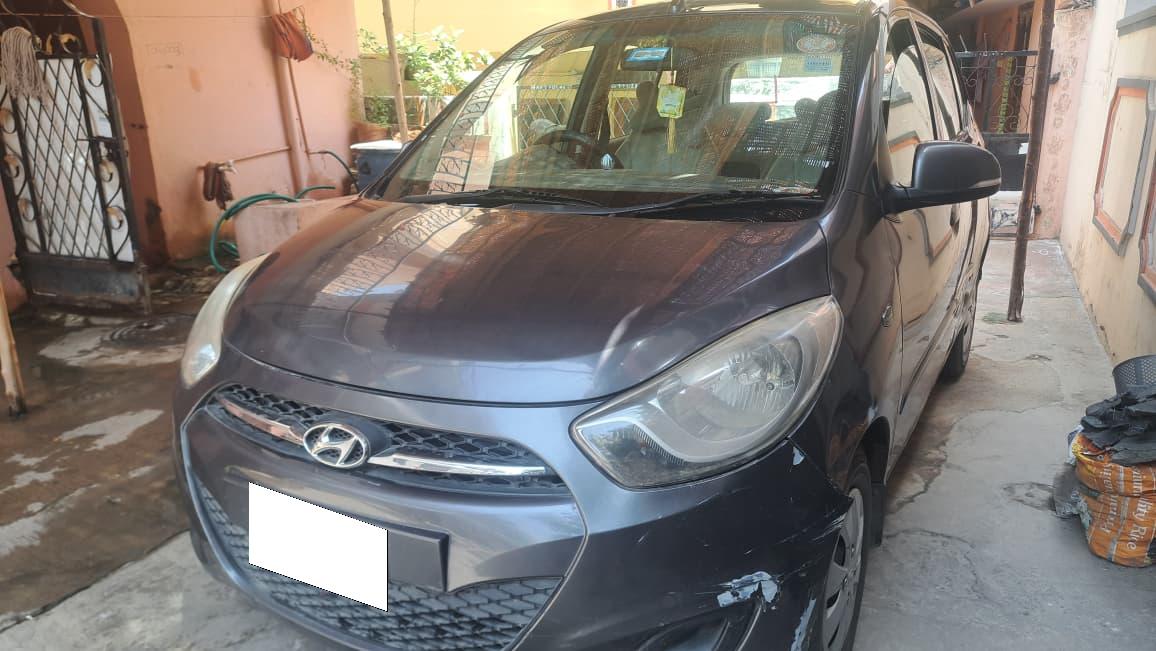 Buy Used Hyundai i10 Sportz 1.2 AT of 2010 model @ 2,50,000 INR in ...