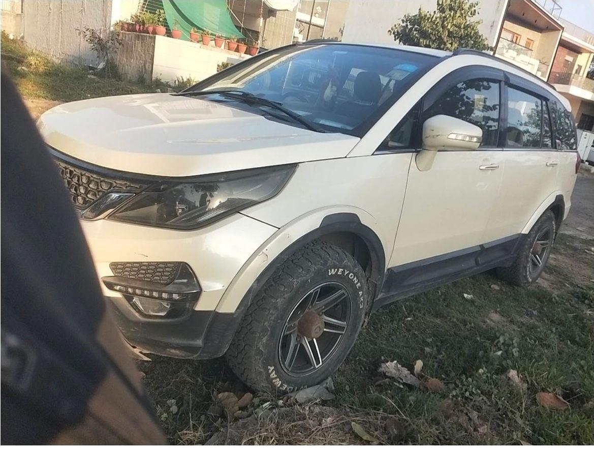 Buy Used Tata Hexa XT of 2017 model @ 8,00,000 INR in Hyderabad ...