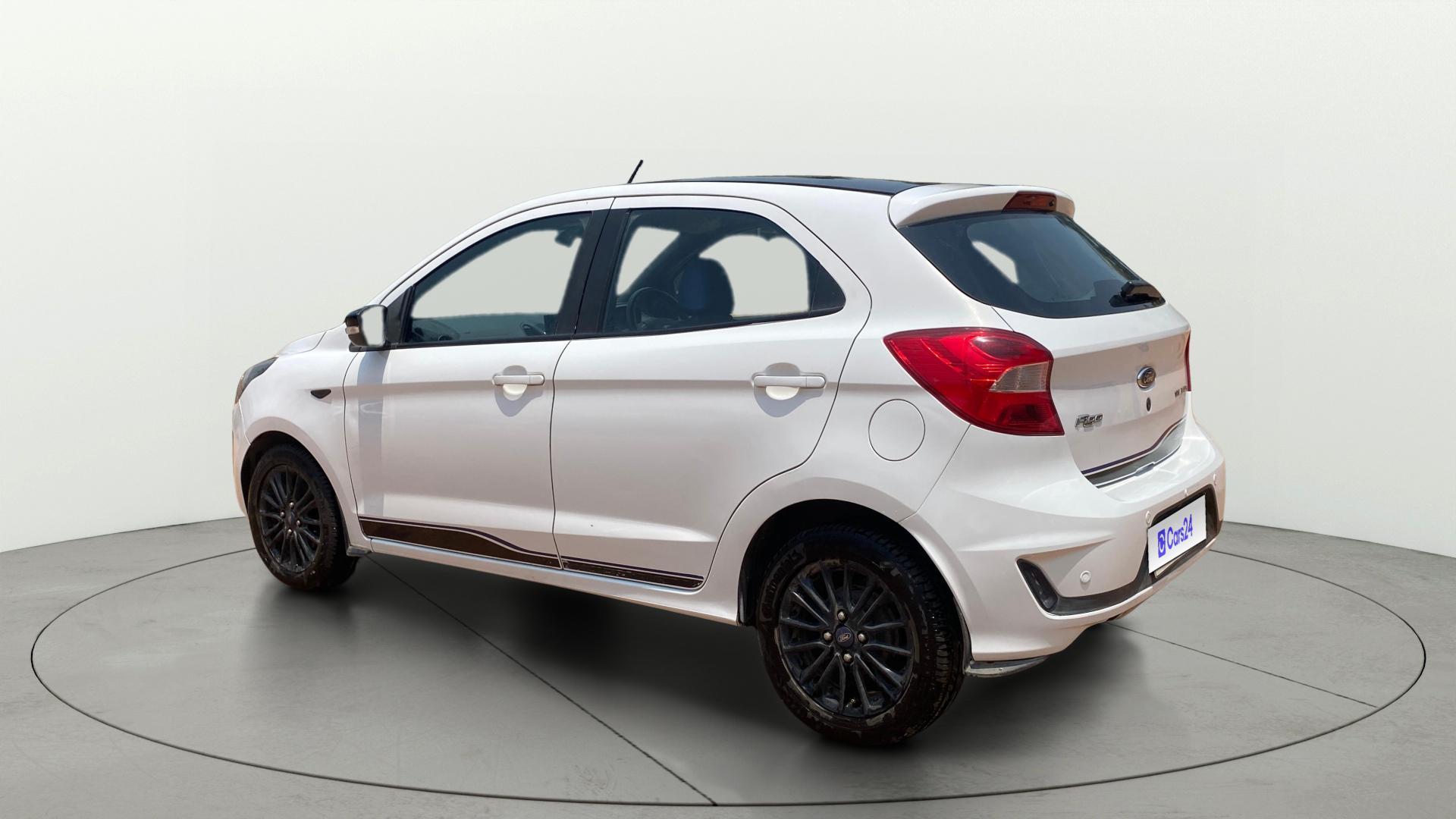 Buy Used Ford Figo Titanium Blu BSIV of 2019 model @ 4,90,374 INR in ...