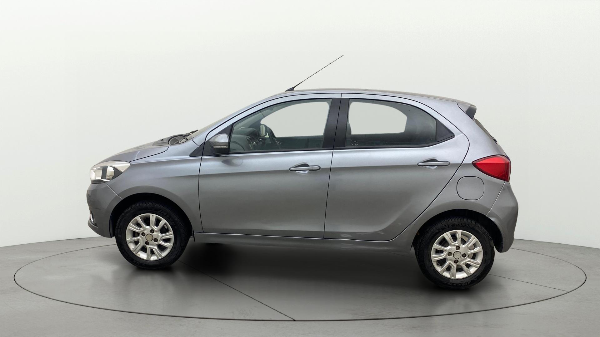 Buy Used Tata Tiago XZ Plus of 2018 model @ 3,97,300 INR in Hyderabad ...