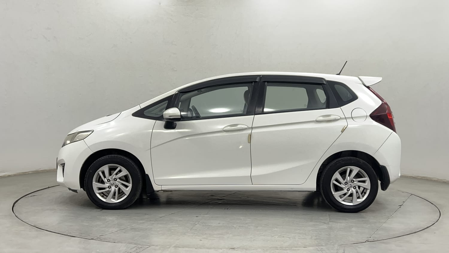 Buy Used Honda Jazz VX of 2015 model @ 3,13,000 INR in Pune - 5317162 ...