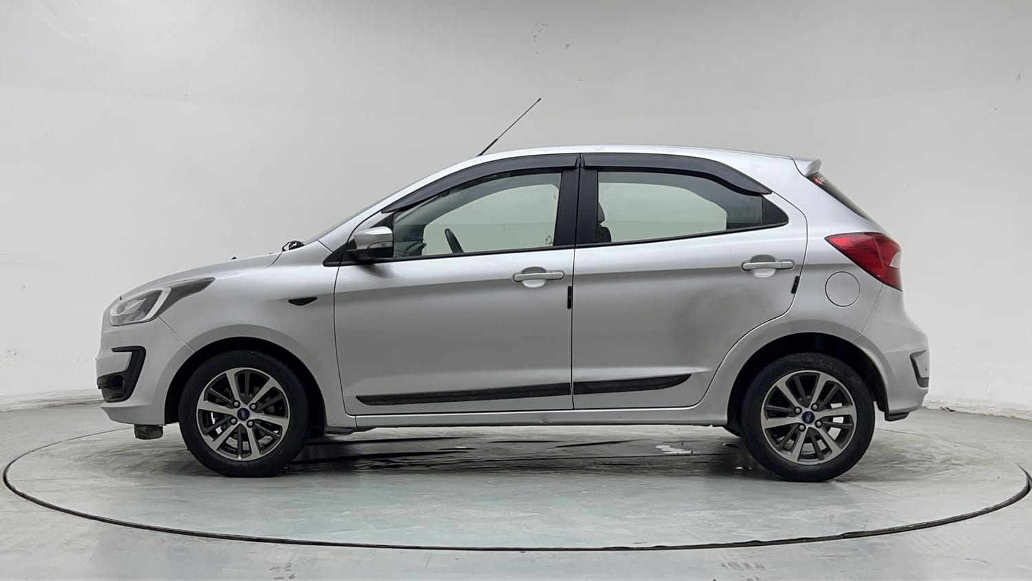 Buy Used Ford Figo 1.2P Titanium MT of 2020 model @ 4,71,000 INR in ...