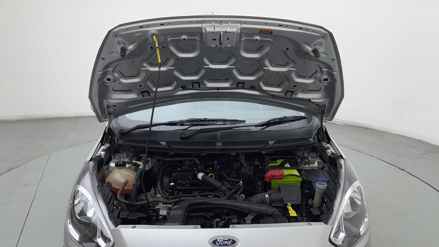 Buy Used Ford Figo 1.2P Titanium MT of 2020 model @ 4,71,000 INR in ...