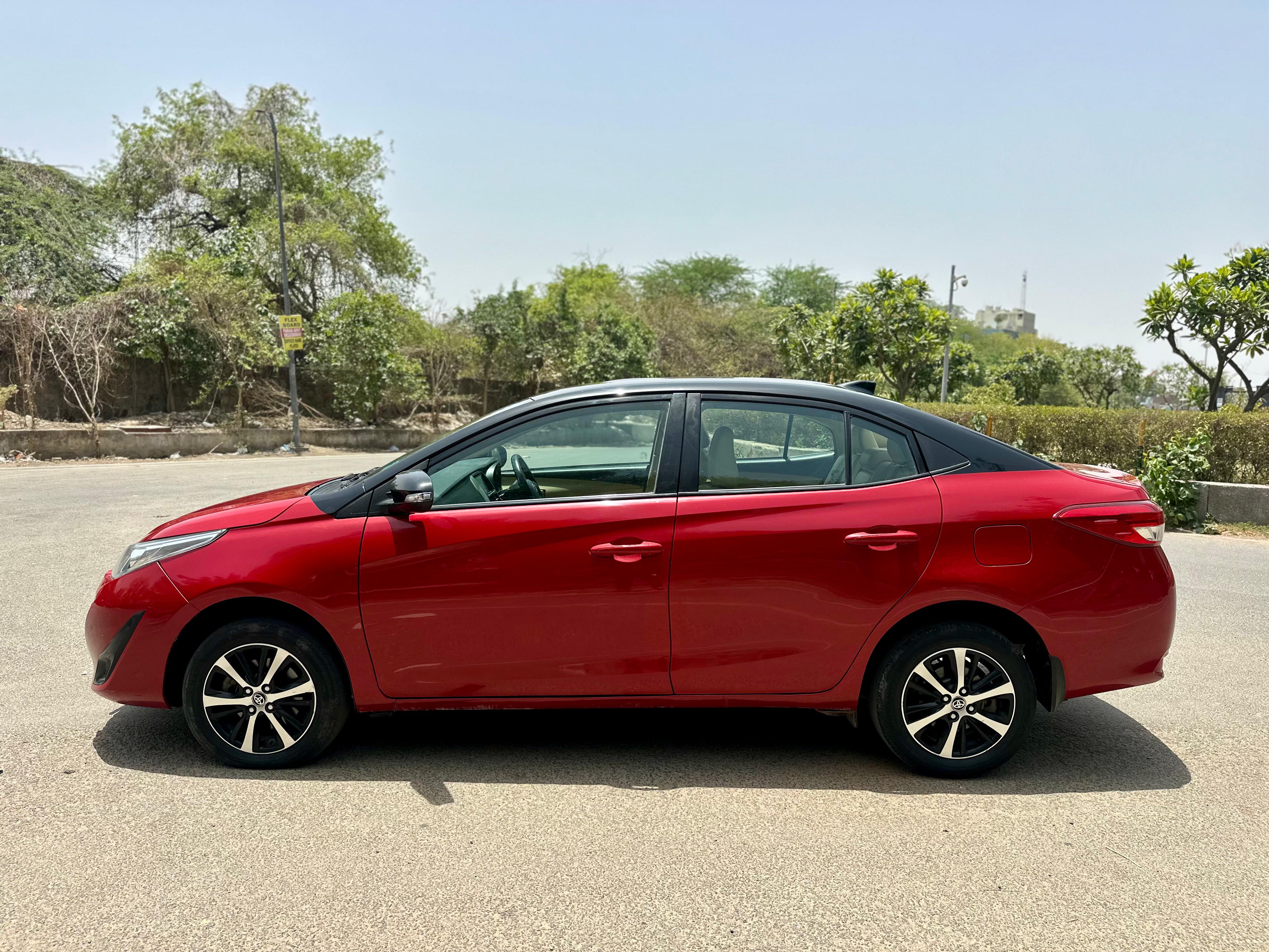 Buy Used Toyota Yaris V CVT of 2019 model @ 6,75,000 INR in Delhi ...
