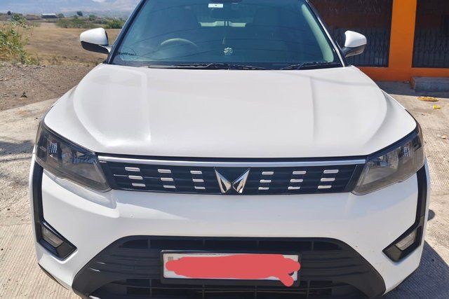 Buy Used Mahindra XUV300 W6 Diesel of 2024 model @ 12,00,000 INR in ...