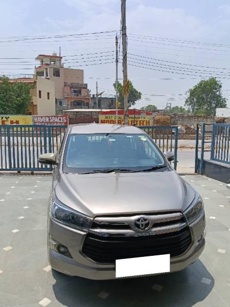 Used 2020 Toyota Innova Crysta Diesel Manual in Faridabad at ₹14 Lakh ...