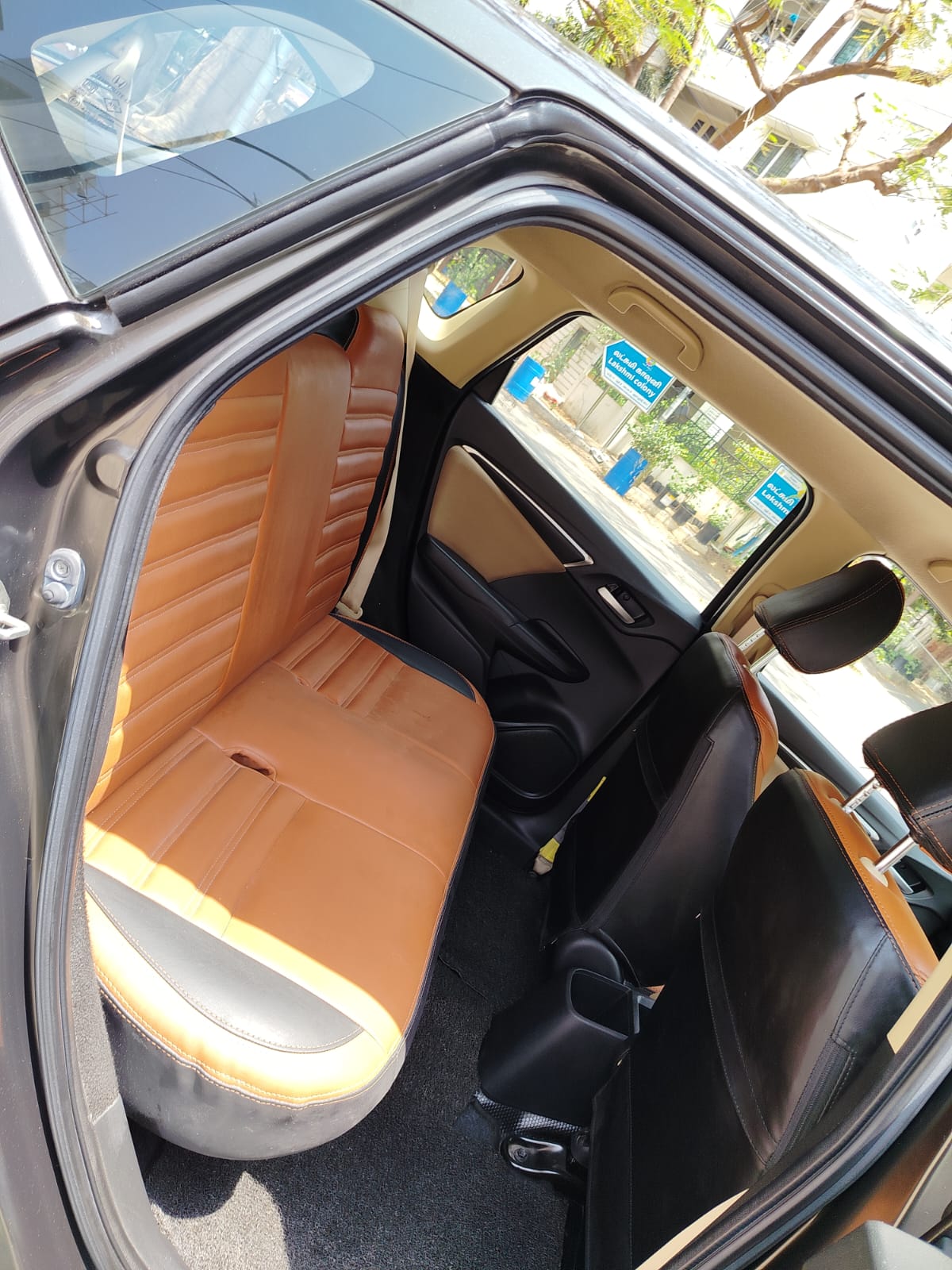 Buy Used Honda Jazz 1.2 V AT i VTEC of 2016 model @ 4,90,000 INR in ...