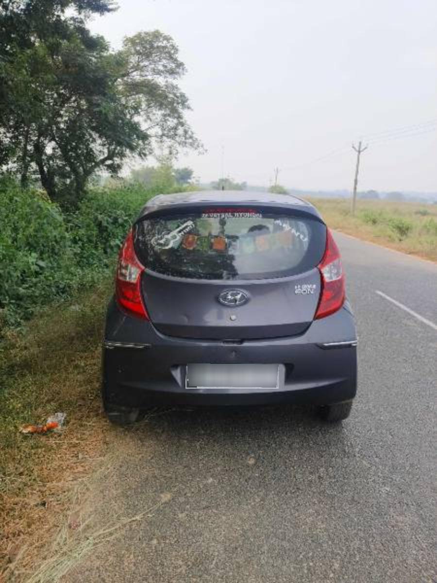 Buy Used Hyundai EON Magna Plus Option of 2017 model @ 2,50,000 INR in ...