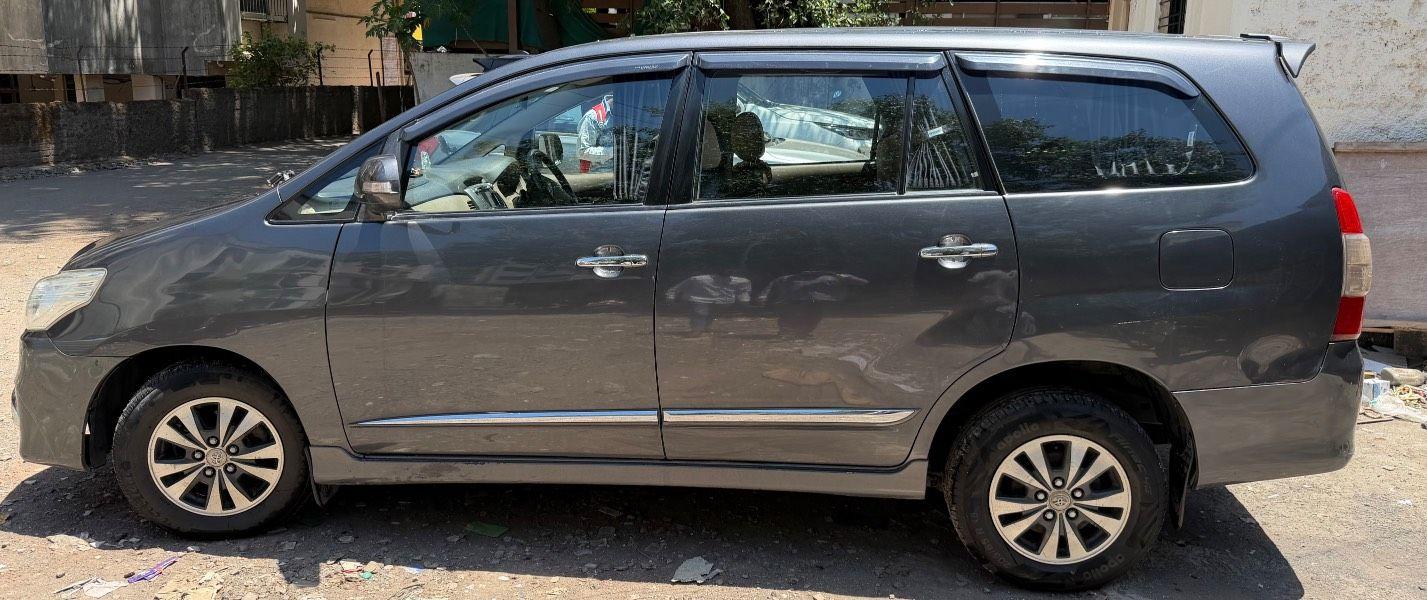 Buy Used Toyota Innova 2.5 G Diesel 7 Seater BS IV of 2015 model @ 9 ...