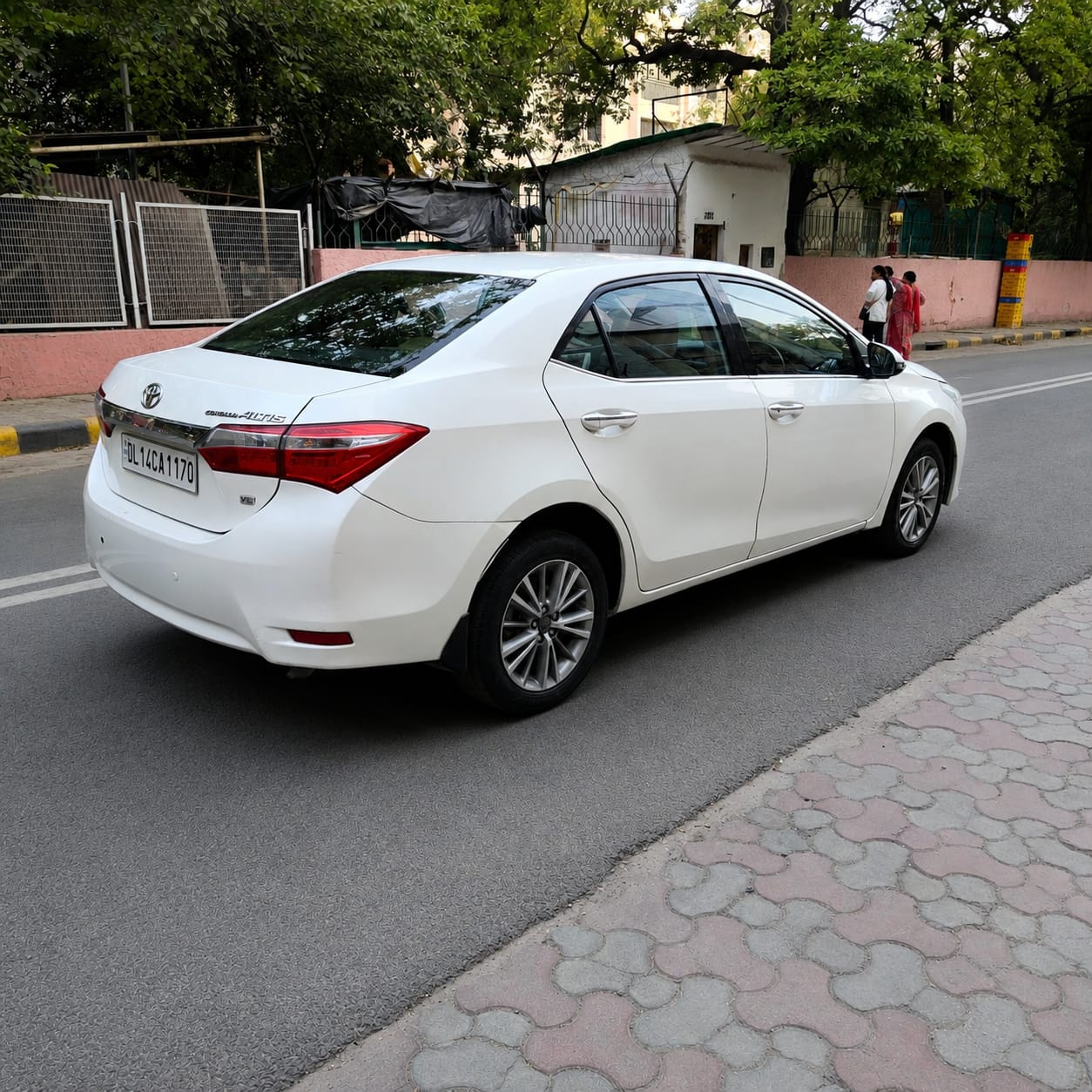Buy Used Toyota Corolla Altis VL AT of 2014 model @ 3,99,999 INR in ...