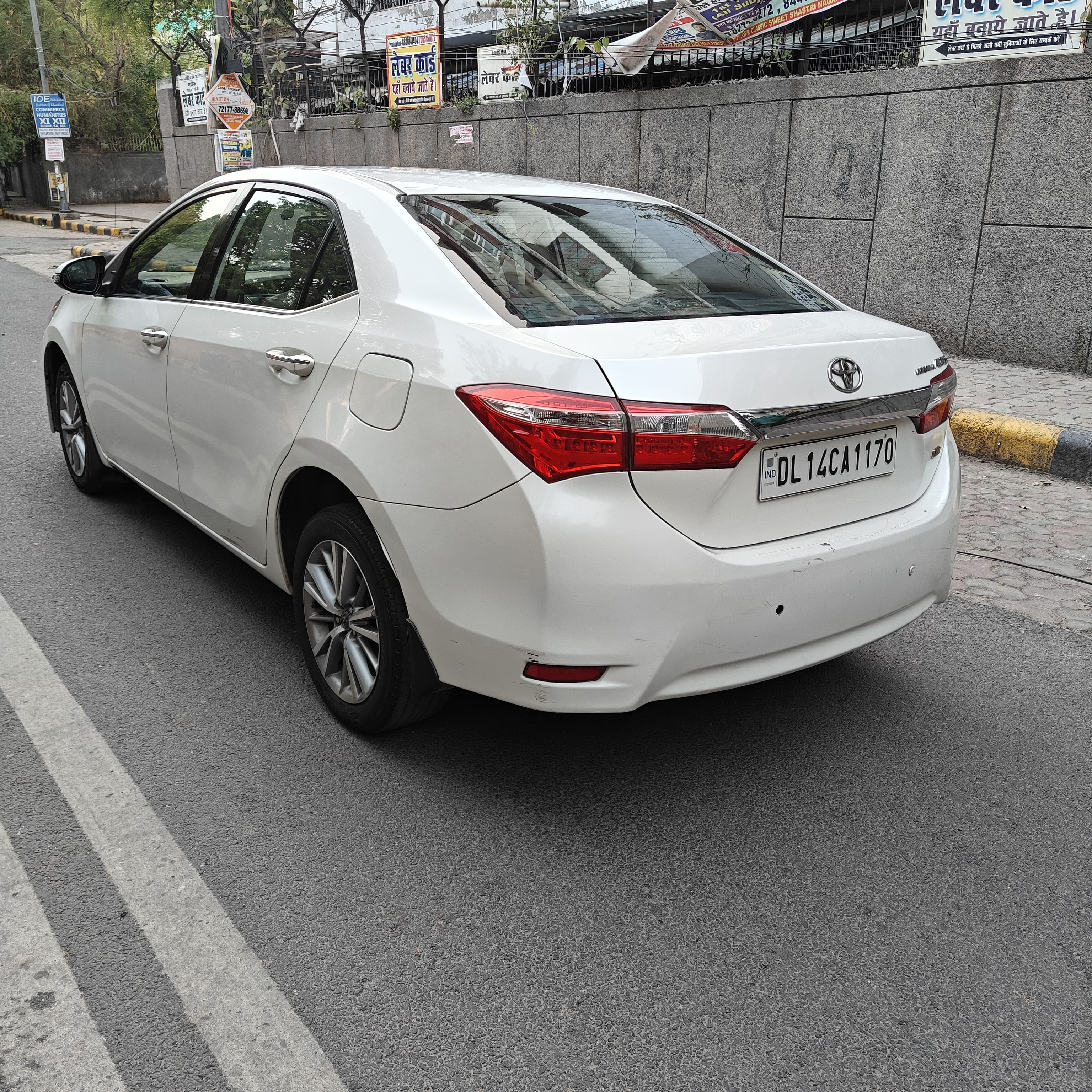 Buy Used Toyota Corolla Altis VL AT of 2014 model @ 3,99,999 INR in ...