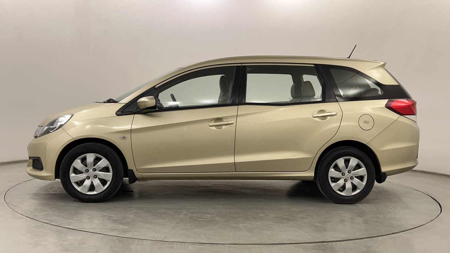 Buy Used Ford Figo Petrol ZXI of 2014 model @ 4,44,510 INR in Pune ...