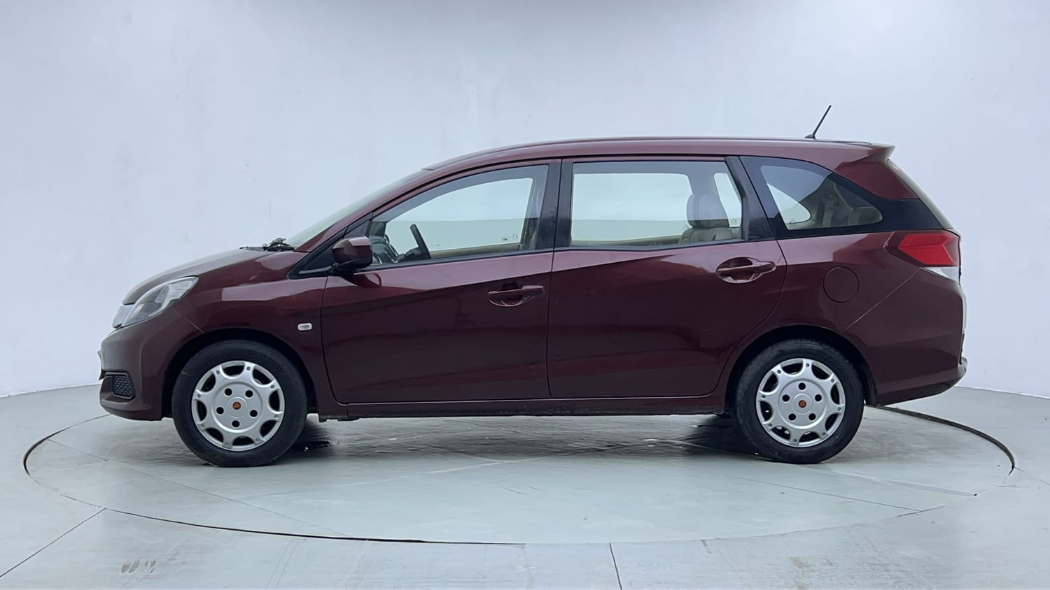 Buy Used Ford Figo Ambiente Diesel of 2015 model @ 4,44,000 INR in ...