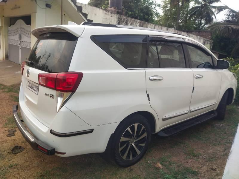 Buy Used Toyota Innova Crysta 2.4 G 7 STR of 2022 model @ 23,77,000 INR ...