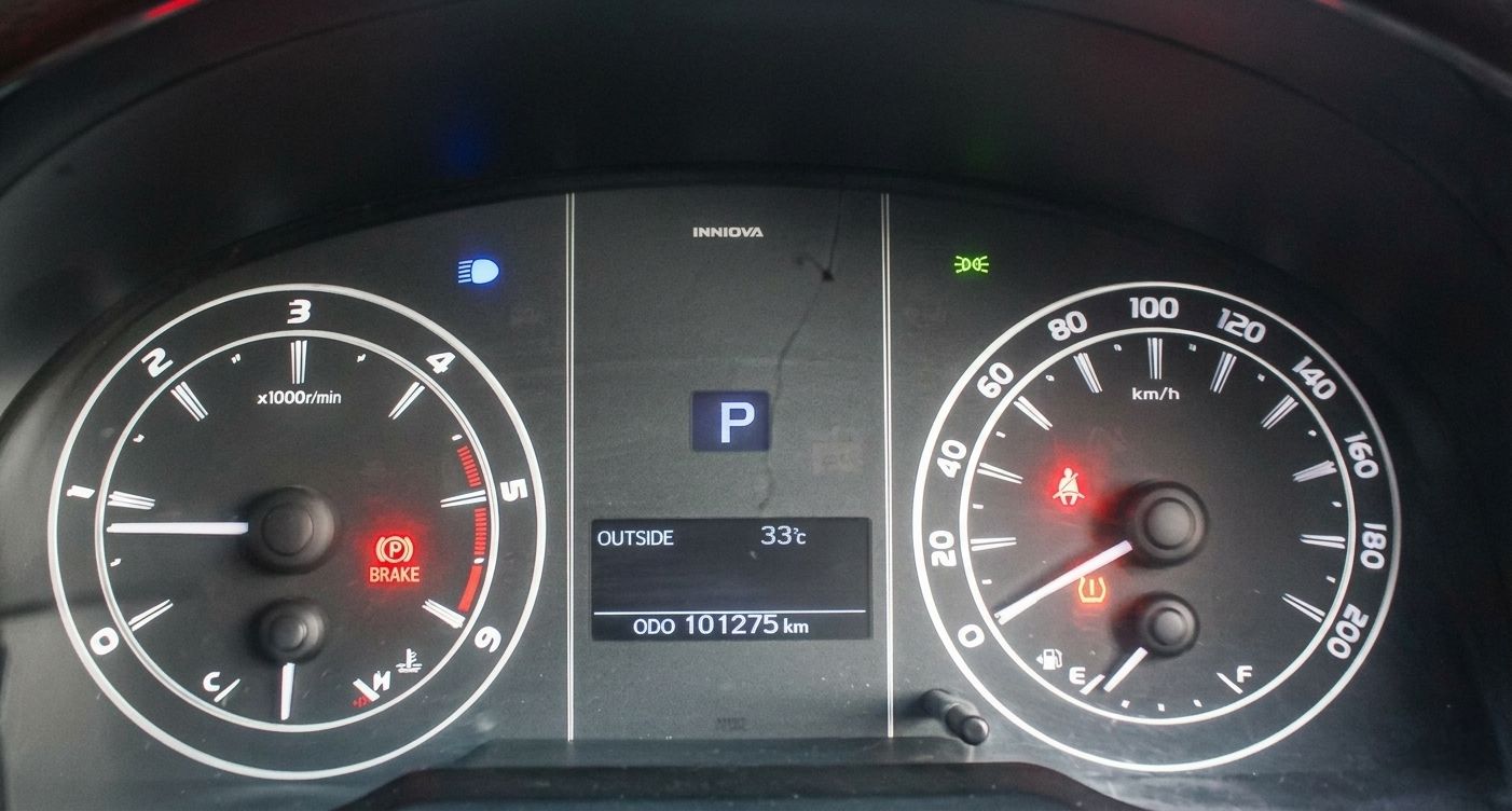 Buy Used Toyota Innova Crysta 2.8 GX AT 8S BSIV of 2019 model @ 16 ...