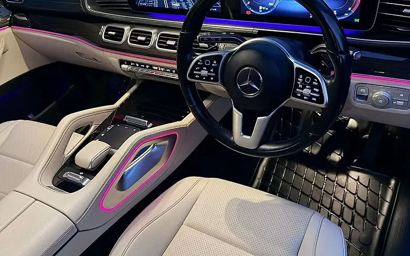 Buy Used Mercedes-Benz GLS 400d 4MATIC of 2023 model @ 88,00,000 INR in ...