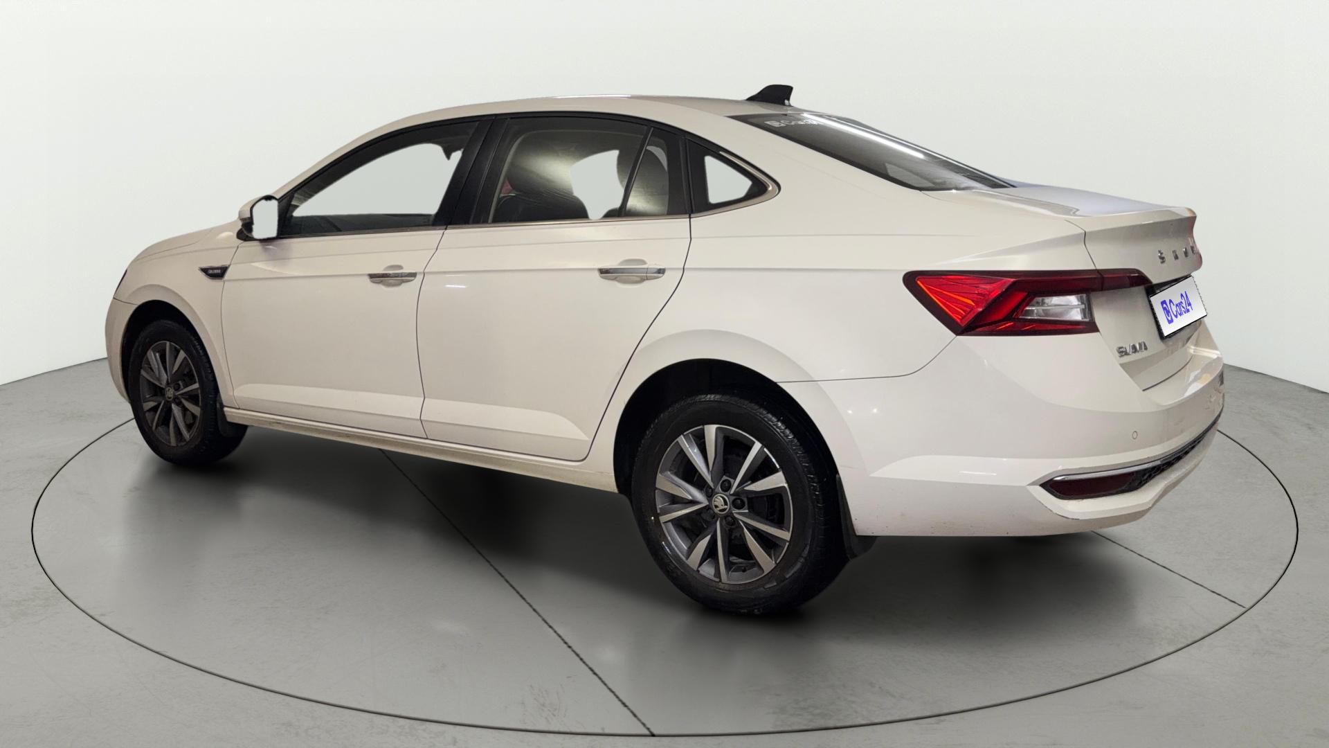 Buy Used Skoda Slavia 1.0 TSI Style BSVI of 2022 model @ 8,88,172 INR ...