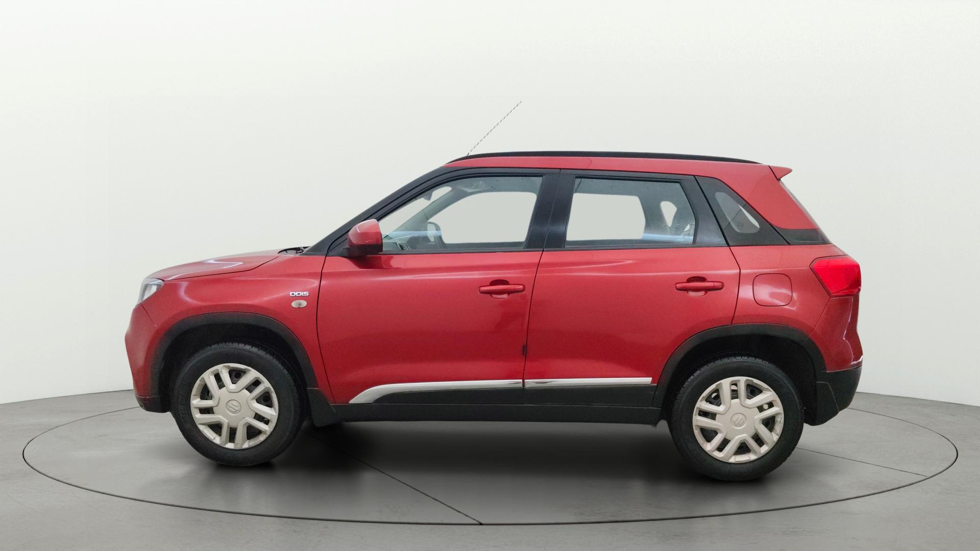 Buy Used Maruti Vitara Brezza VDi Option of 2018 model @ 6,53,484 INR ...
