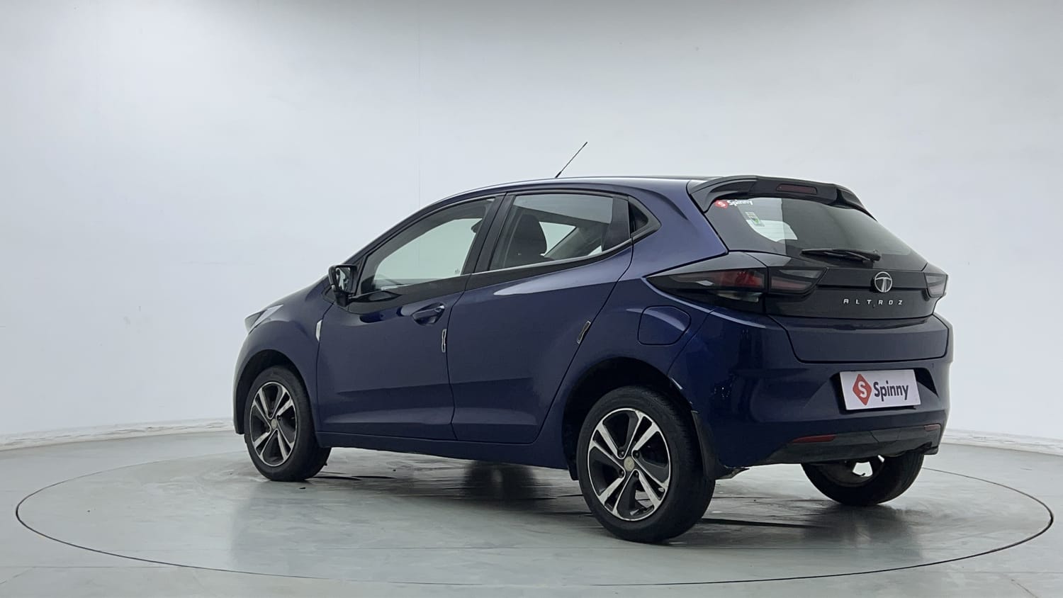 Buy Used Tata Altroz XZA Plus DCT of 2022 model @ 5,83,000 INR in Noida ...