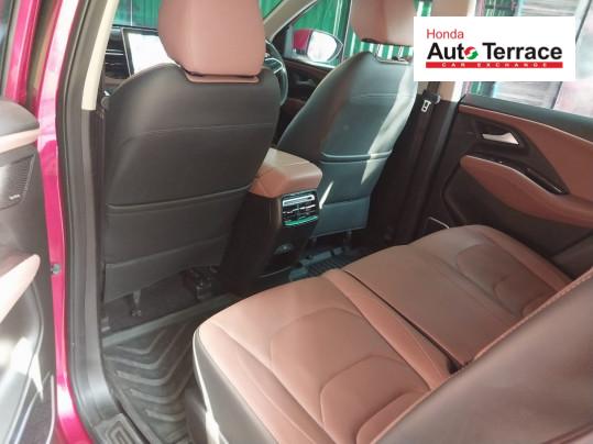 Buy Used MG Hector Plus 1.5 Turbo Savvy Pro CVT BSVI of 2024 model @ 13 ...