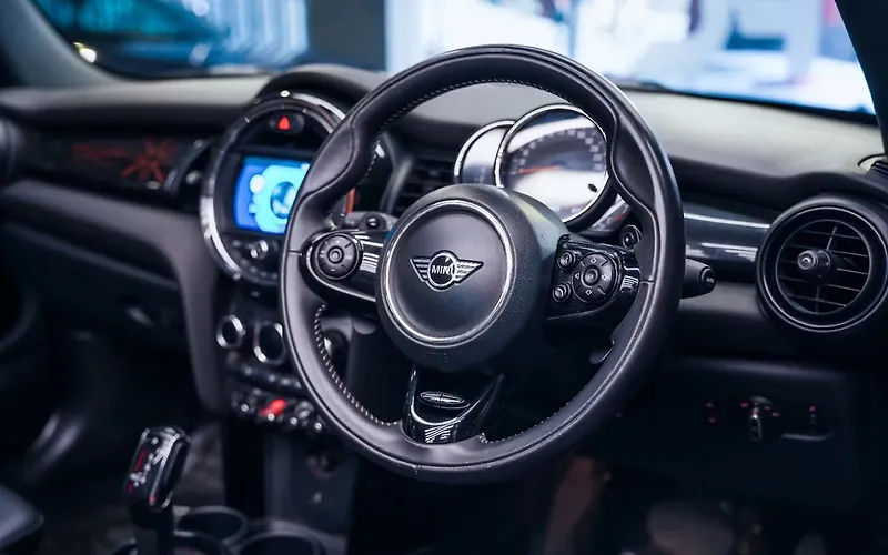 Buy Used Mini Cooper Convertible S of 2020 model @ 40,00,000 INR in ...