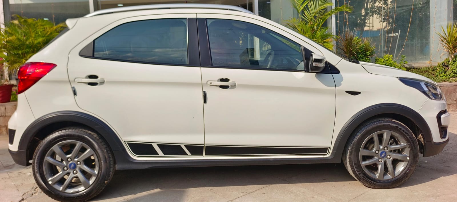Buy Used Ford Freestyle Titanium of 2021 model @ 6,34,000 INR in ...