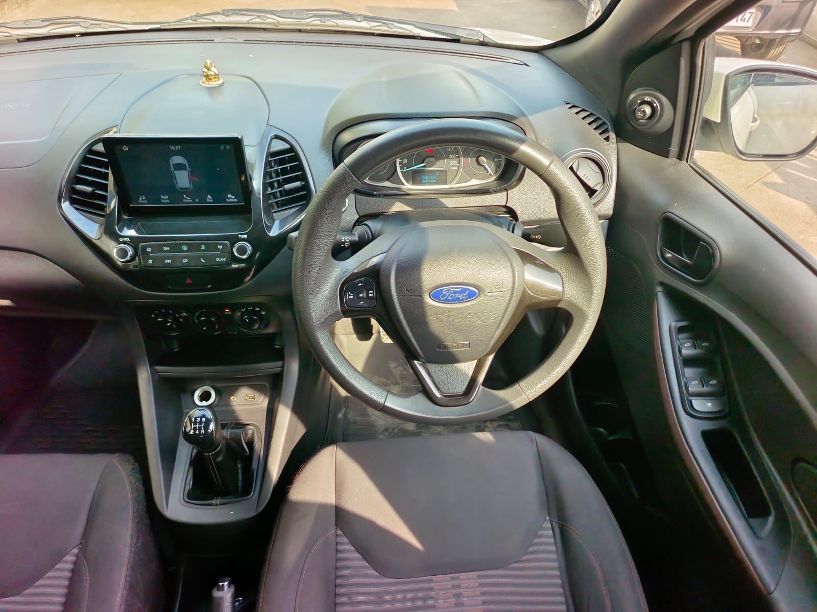 Buy Used Ford Freestyle Titanium of 2021 model @ 6,34,000 INR in ...