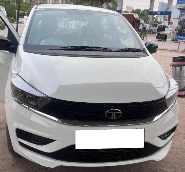 Buy Used Tata Tiago XTA AMT CNG of 2025 model @ 7,50,000 INR in Gurgaon ...